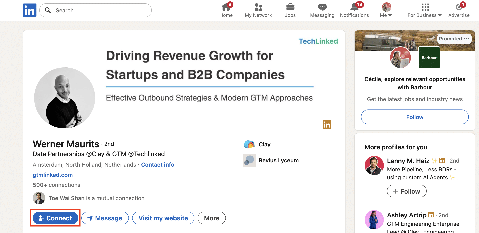 LinkedIn connection request : 8 Tips You Need to Know - 2026